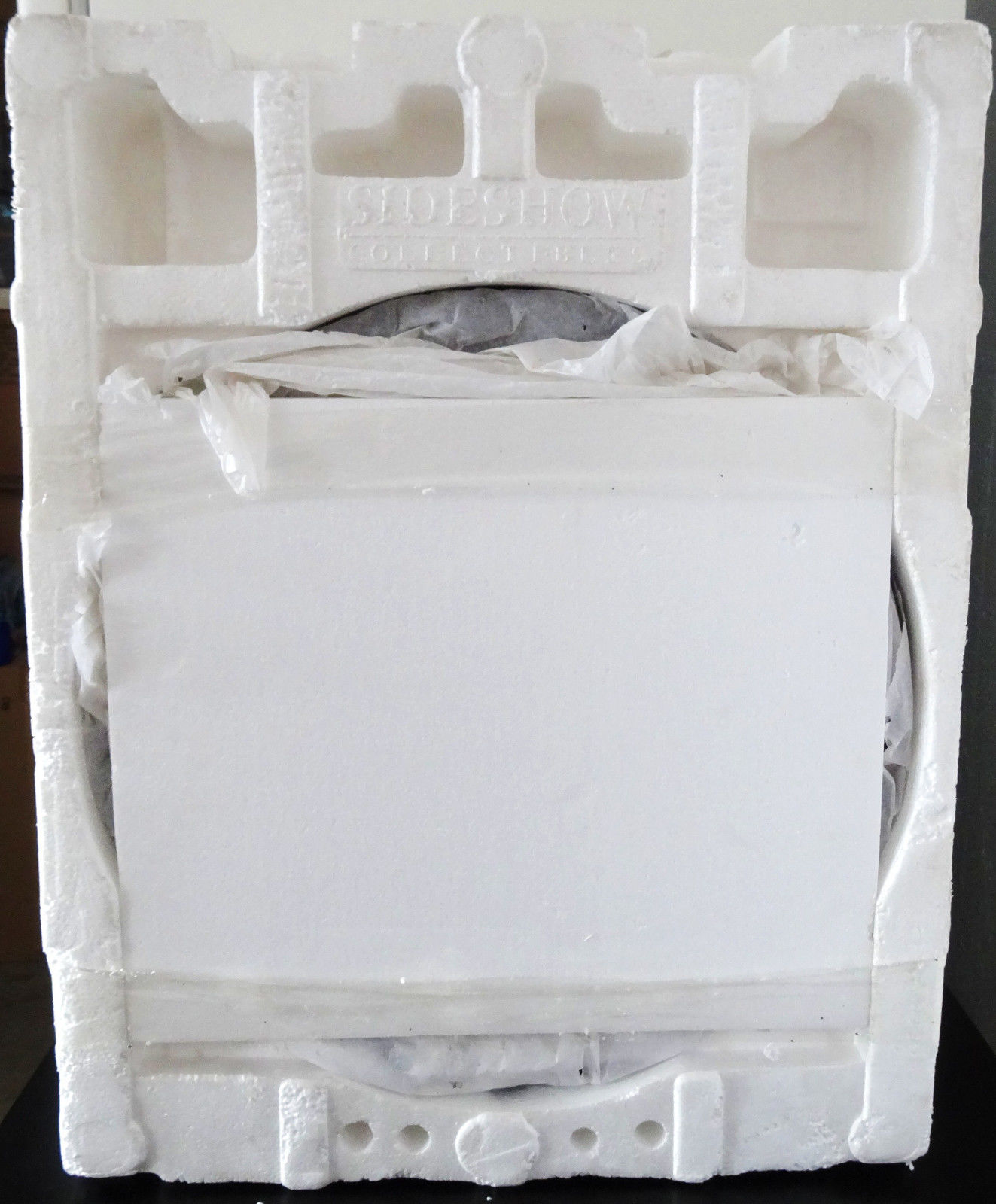 Sideshow – AMP Suit Avatar – Statue Unboxing