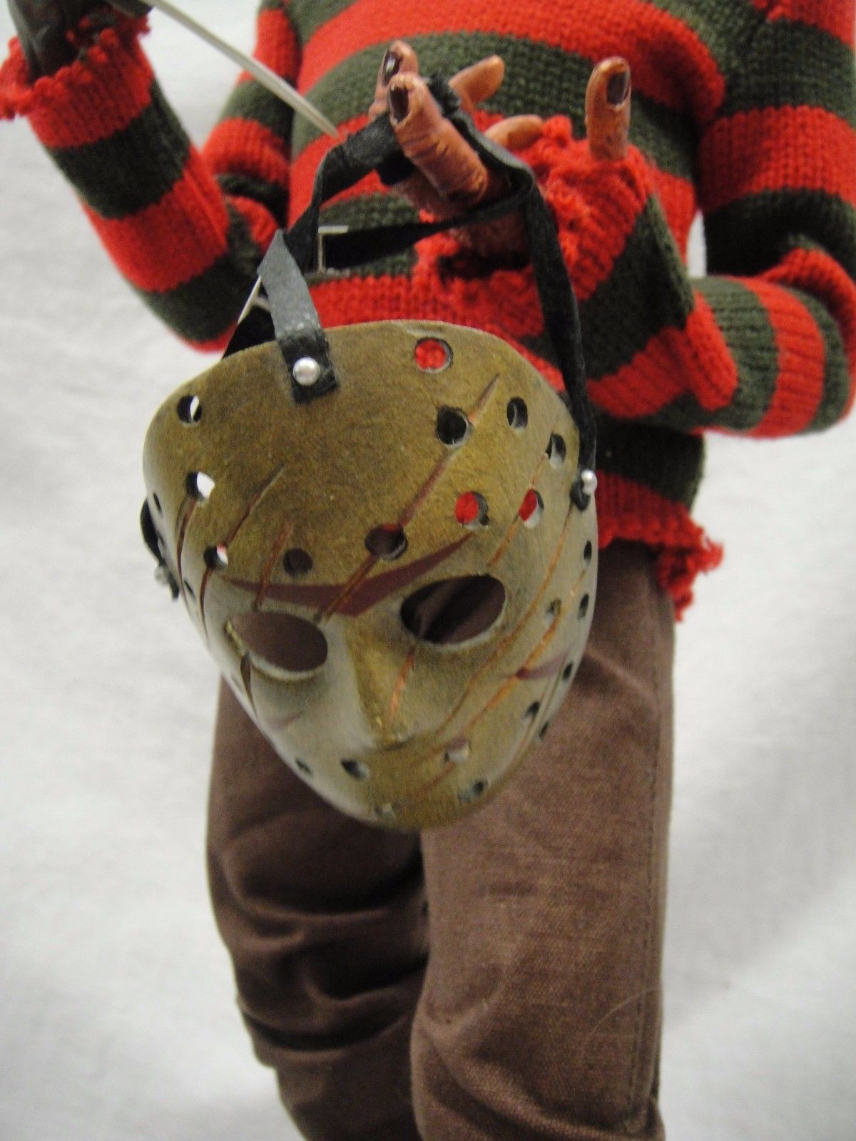 Sideshow Demon Freddy Krueger – Freddy VS Jason – Statue Unboxing