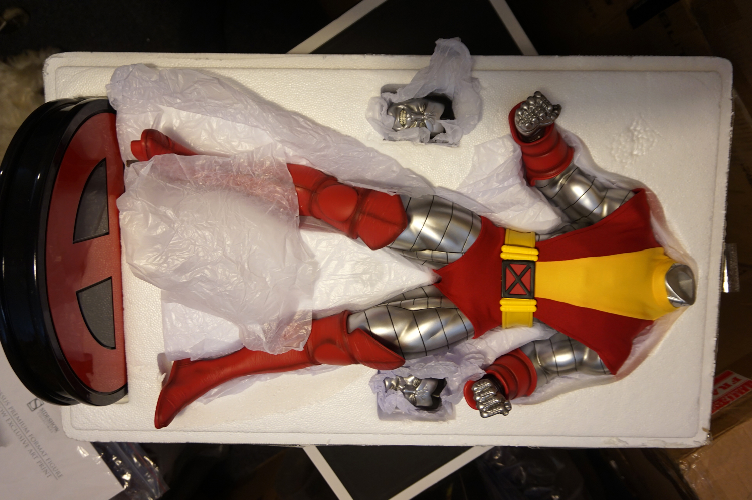 Sideshow Colossus PF ,X-men – Statue Unboxing