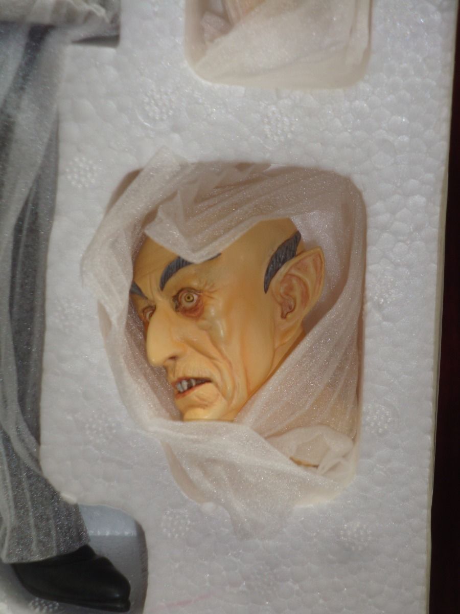 Sideshow Nosferatu statue – Statue Unboxing