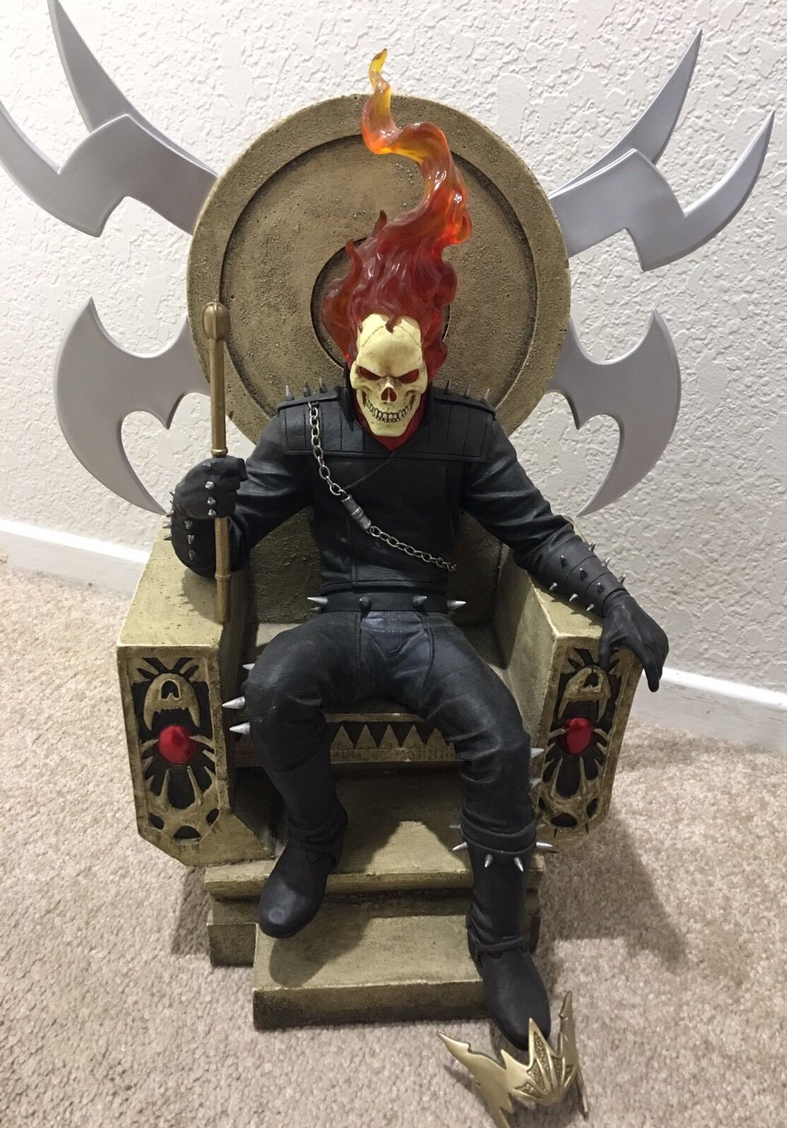 Sideshow Collectibles GHOST RIDER ON THRONE Commiquette – Statue Unboxing