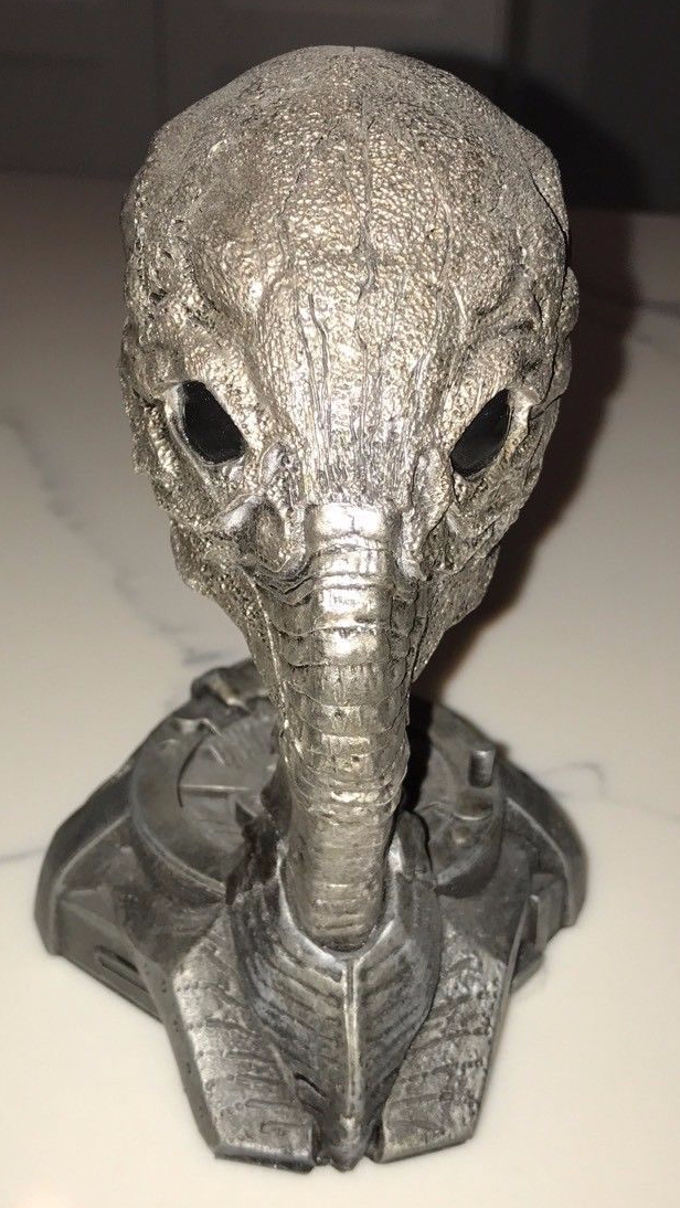 Prometheus-Engineer-Statue-Sideshow-Collectibles-Exclusive-Version-_57 (2) – Statue Unboxing