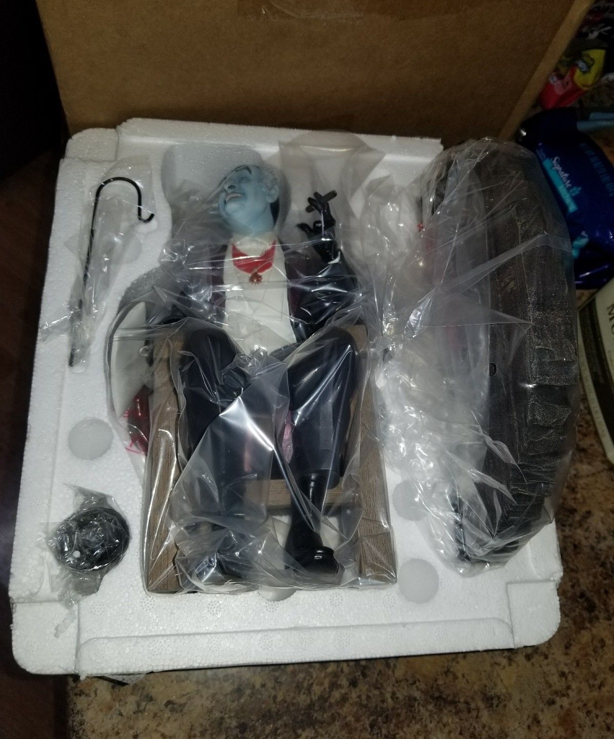 Tweeterhead Grandpa Munster Deluxe Maquette – Statue Unboxing