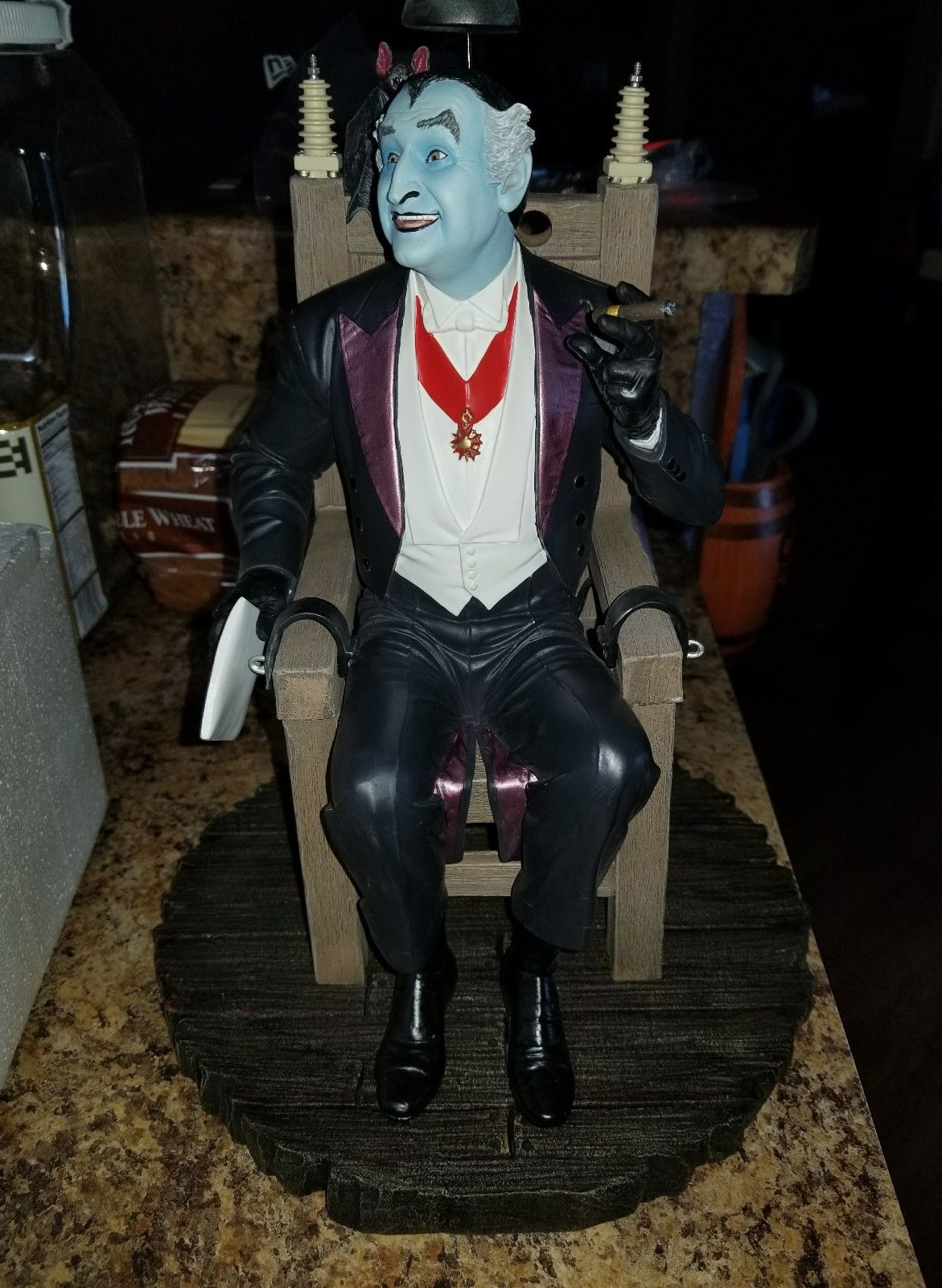 Tweeterhead Grandpa Munster Deluxe Maquette – Statue Unboxing