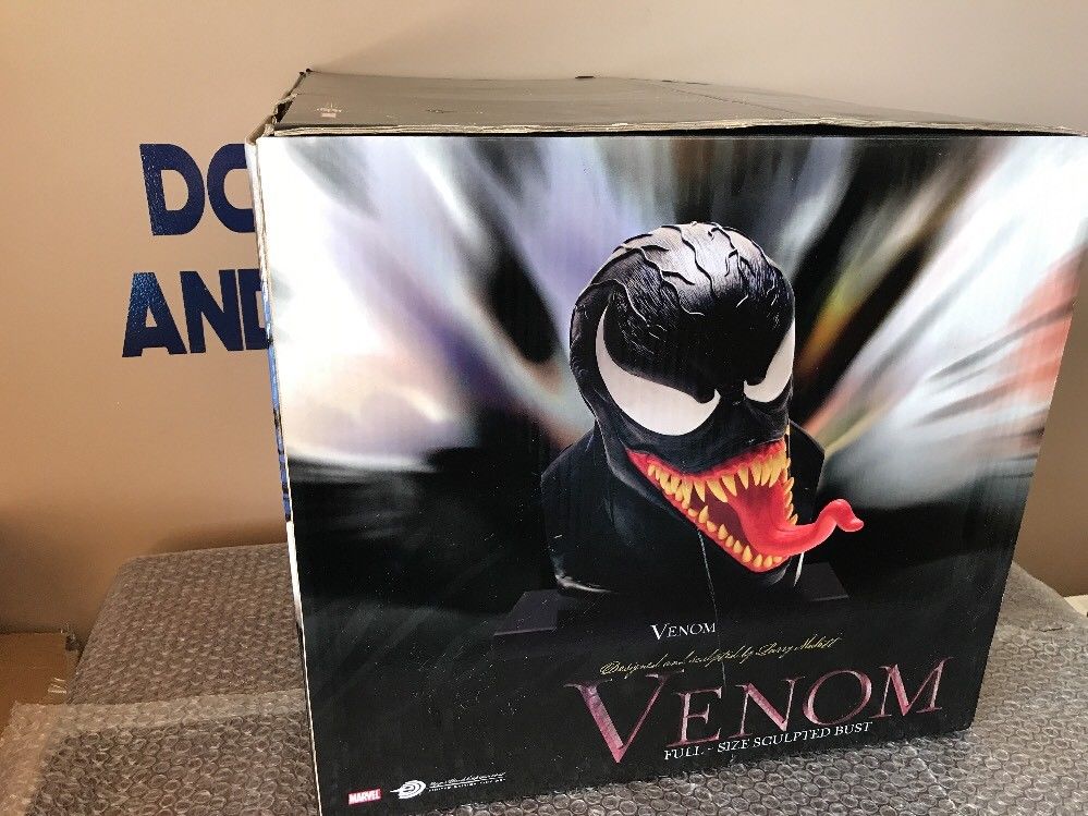 UPPER DECK VENOM LIFE SIZE BUST – Statue Unboxing