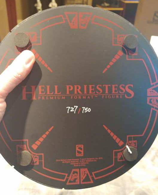 Sideshow Hell Priestess PF – Statue Unboxing