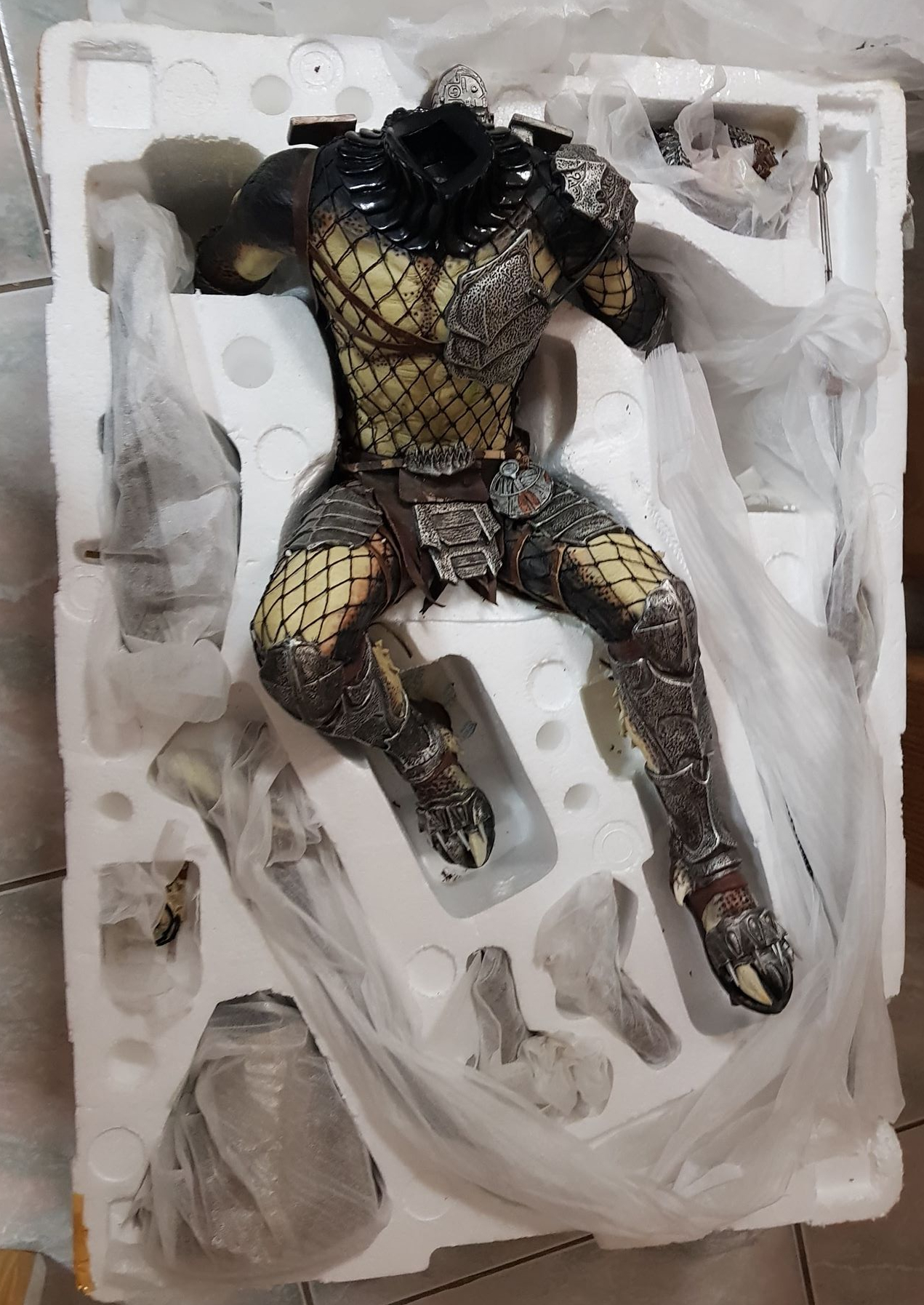 Sideshow Wolf Predator Legendary Scale, the Aliens VS Predator: Requiem ...