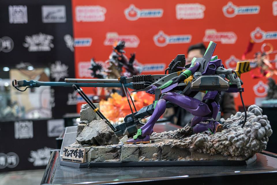 eva01 – Statue Unboxing